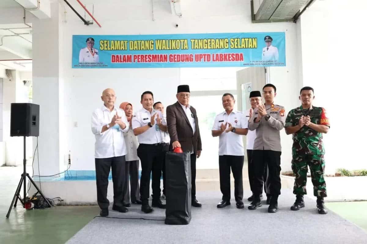 Tingkatkan Pelayanan Kesehatan, Benyamin Resmikan Gedung Labkesda ...
